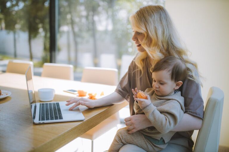 Mastering the Balance: Work and Motherhood - The Moms Life Cycle